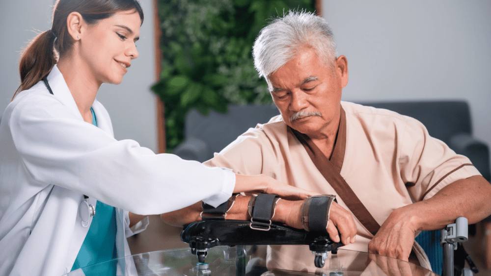 Bocca Storta Ictus: Riconosci i Segni e Agisci Subito | Stroke Therapy ...